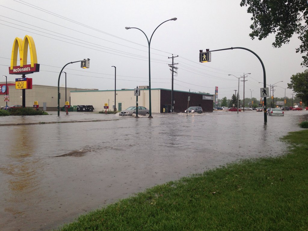 Streets flooding | Discussions | eBrandon - Brandon, Manitoba's Online ...